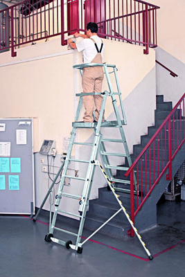 ZAP 1 & 2 TELESCOPIC PLATFORMS - Zig Zag Access