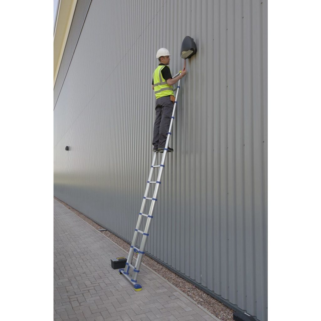 SPECIALIST LADDERS - Zig Zag Access